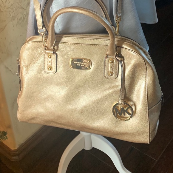 Michael Kors | Bags | Michael Kors Gold Metallic Tote Handbag | Poshmark